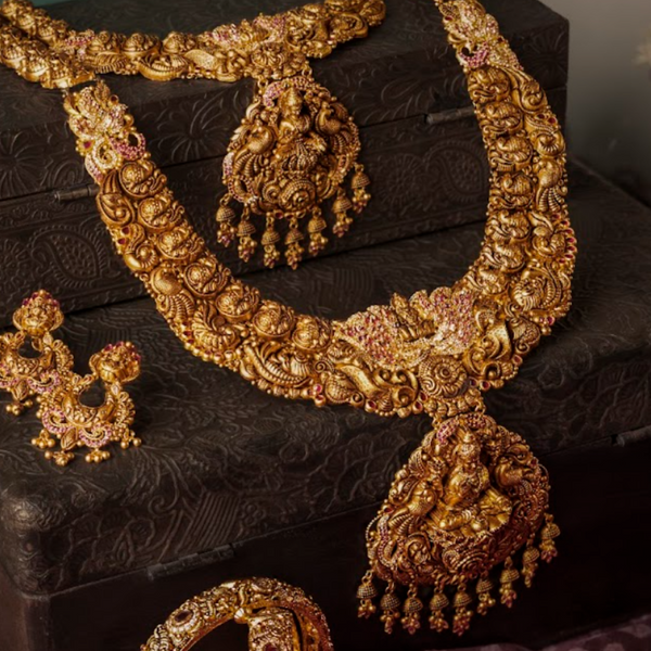Devraag 22kt Gold Bridal Set – SIROYA Jewellers